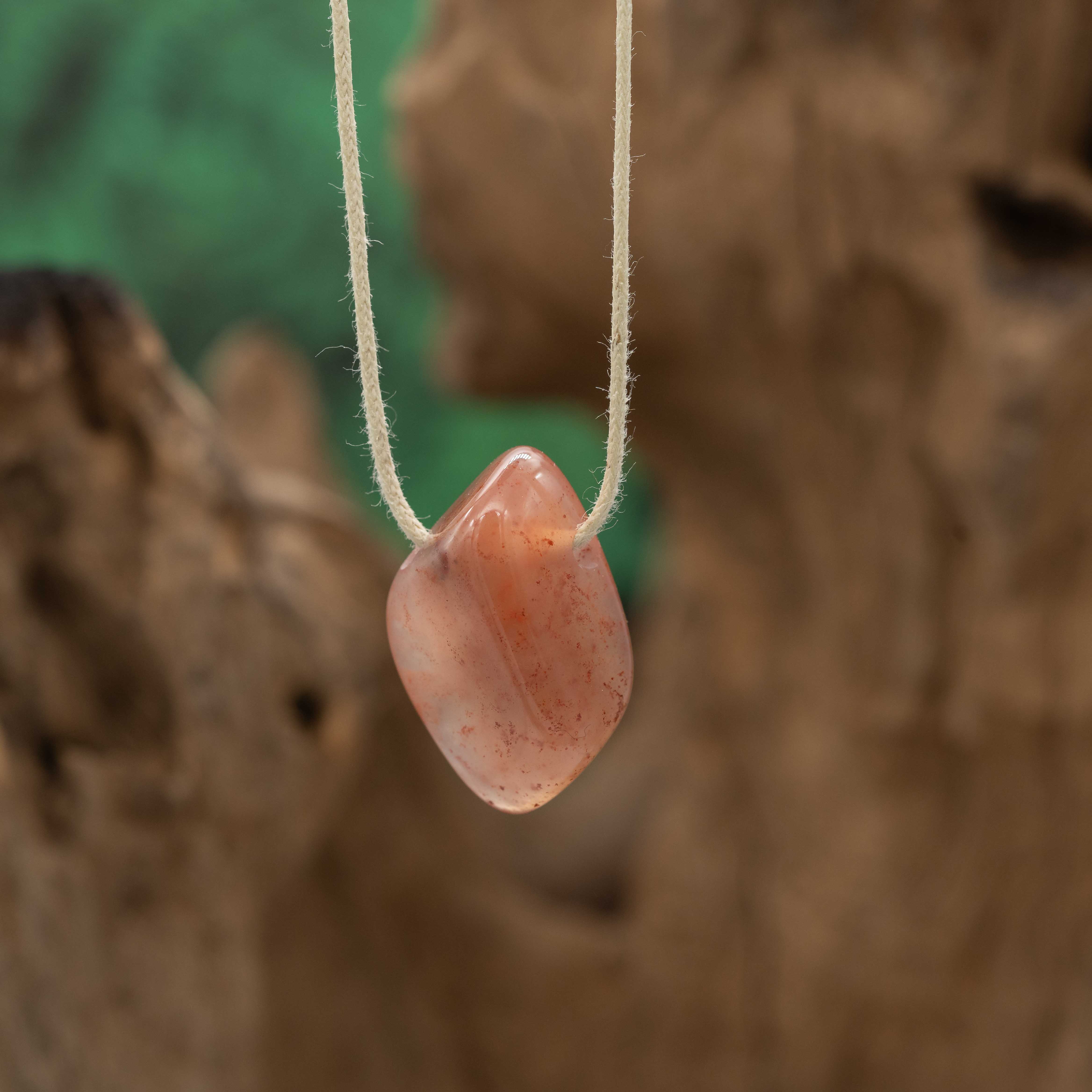 Chalcedon rot "Blutchalcedon" – Calerris